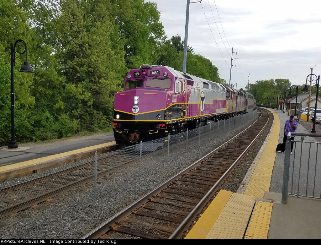 MBTA 1050 & 1060